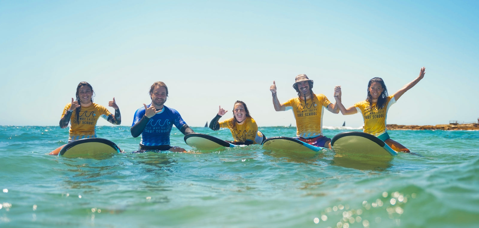 Surf lesson with Dee Why Salty Surf School – DeeWhySaltySurfSchool